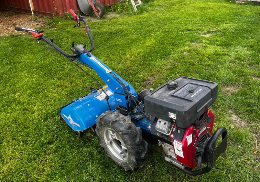 Garden Equipment – E&F Sauder Sales & Service Ltd.